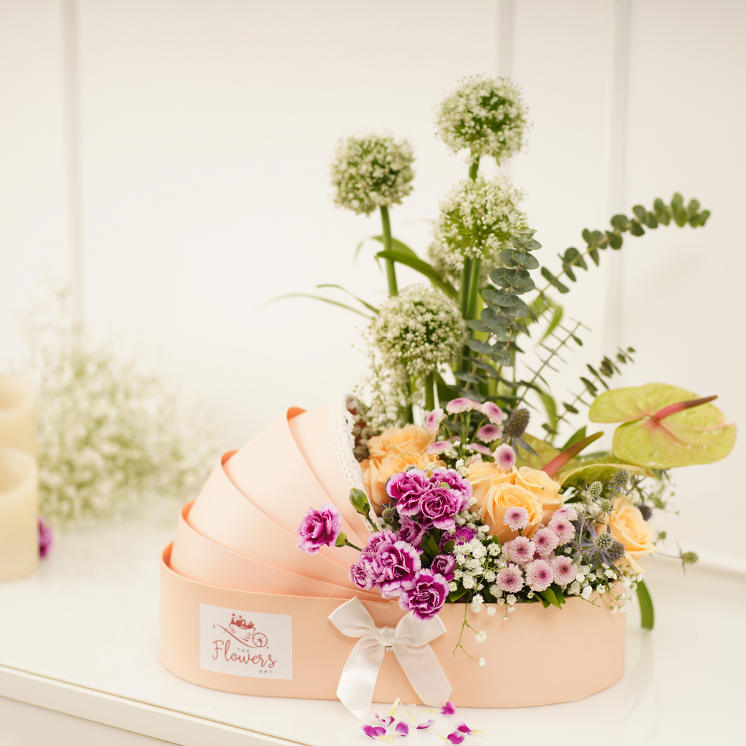 Amber Bloom & Lotus Biscoff Cake – The Flowers Art